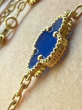 Van Cleef & Arpels | Jewelry | Van Cleef Arpels 8k Gold Blue Agate 5 ...